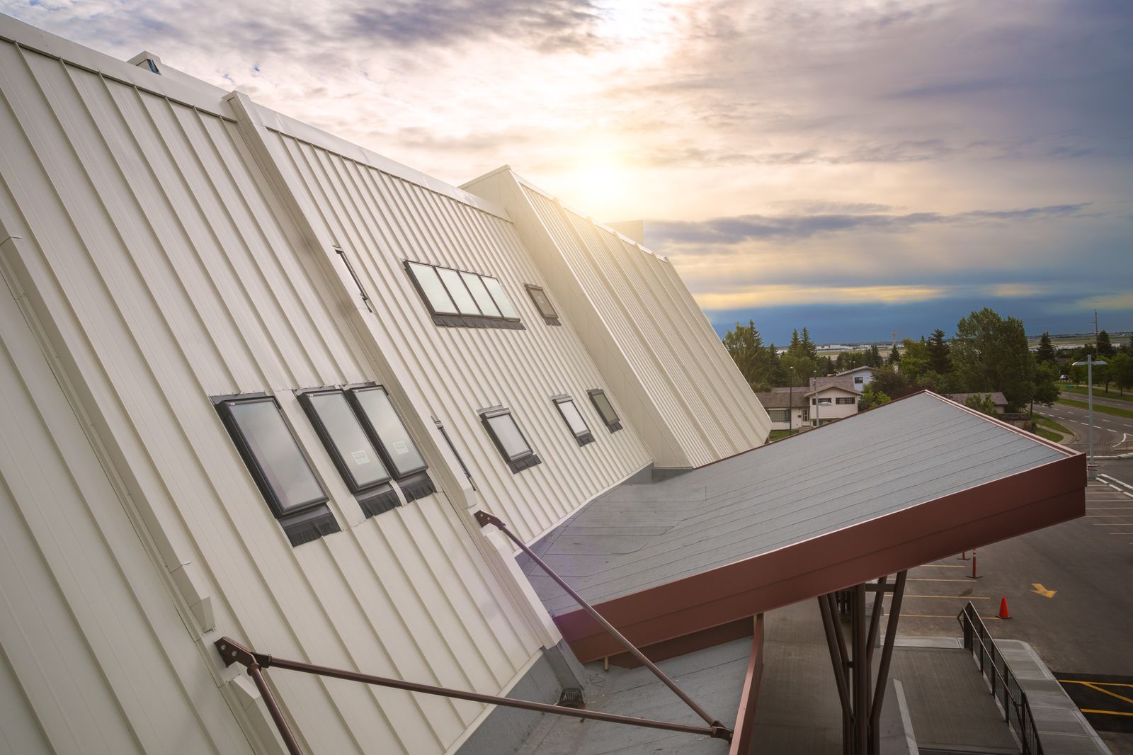 metal roofing image